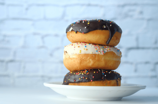 Como fazer donuts caseiros?